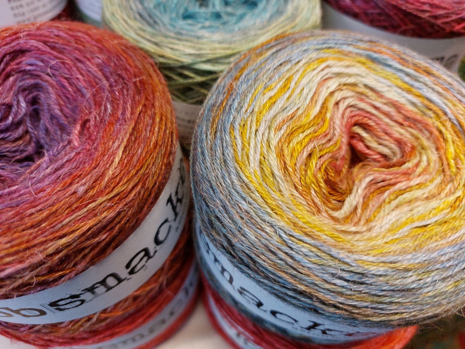 Alpaca/ silk/ linen – gobsmacked yarn